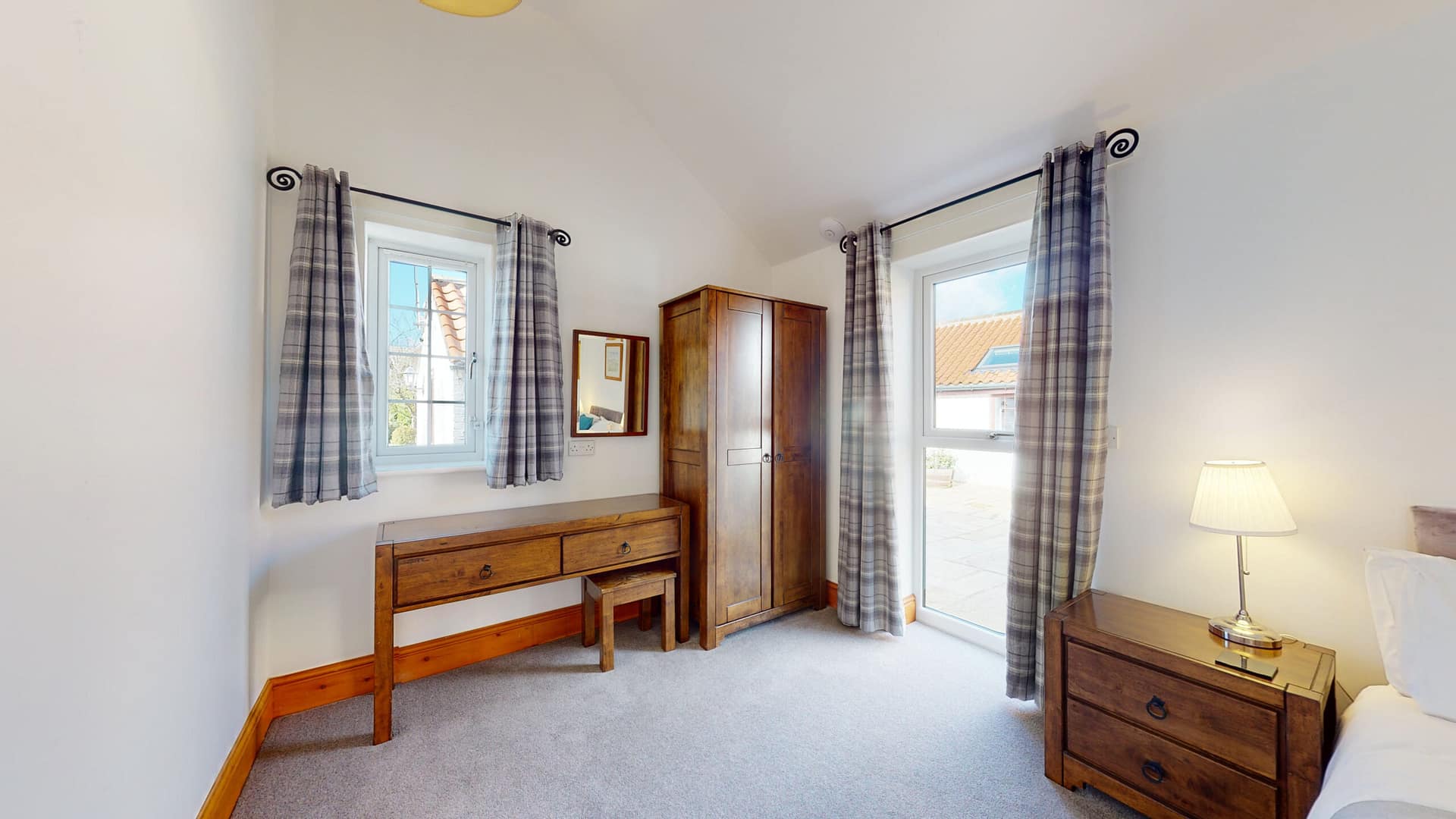 Two Bedroom Hot Tub Cottage In Pickering - The Old Pig Sty